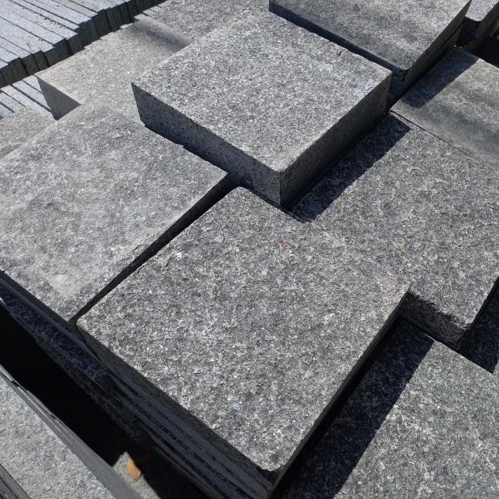 Jual Batu Andesit Carport 20x20x3cm - Kab. Tulungagung - Batu Alam ...