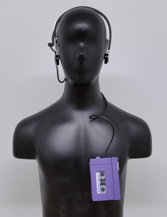 Jual 225.Walkman [Kitbash 1/6 Scale] HOT TOYS - Starlord SE GOTG 1 ...