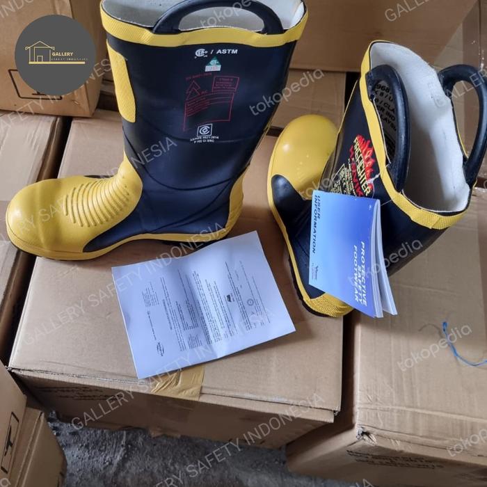 Jual SEPATU BOOT PEMADAM KEBAKARAN / FIREMAN BOOT DAMKAR HARVIX ...