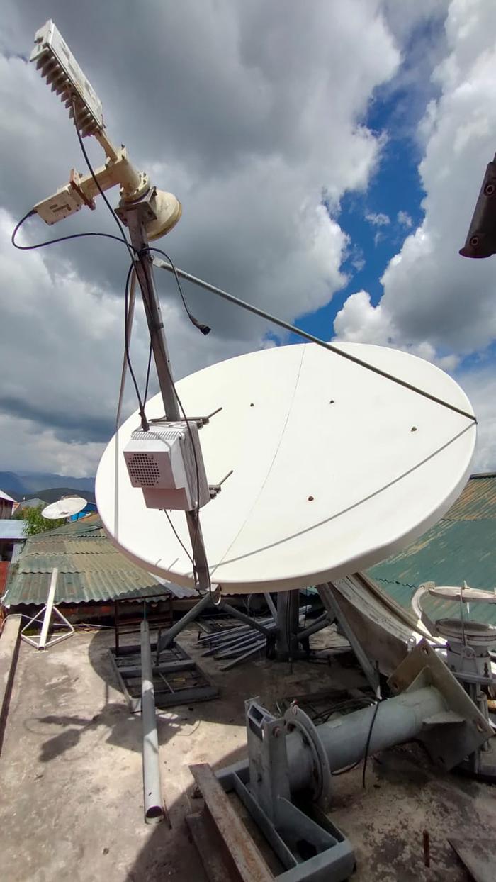 Jual Antena VSAT C-Band 2,4 Mtr Prodellin lengkap dengan BUC 5 Watt dan ...