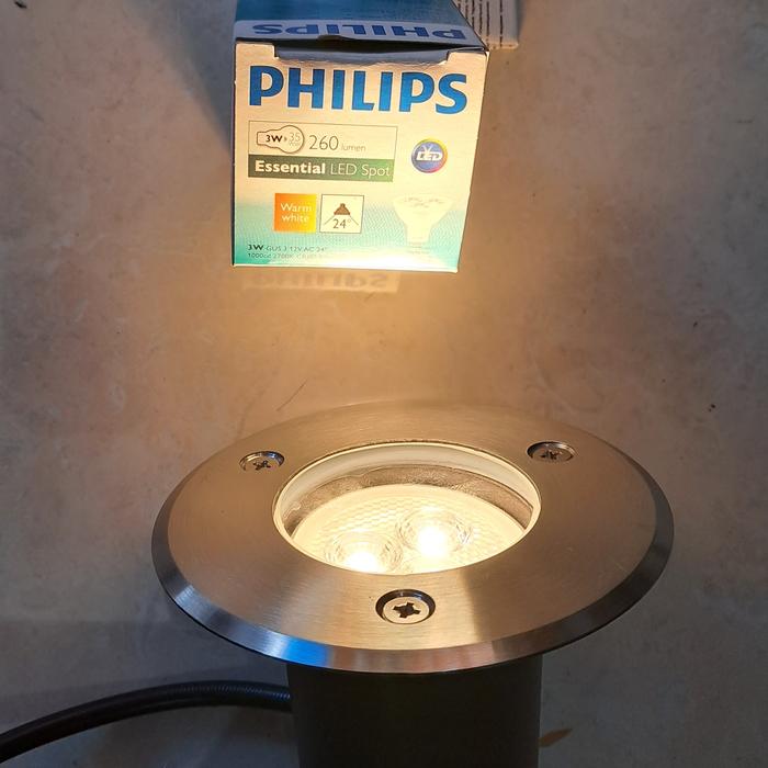 Jual floor lamp lampu tanam 3w lantai mr16 Led Philips 12v - Jakarta ...