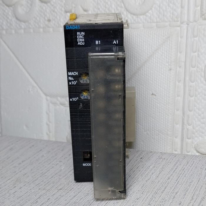 Jual PLC Omron CJ1W DA041 // CJ1W DA041 // digital analog - Kab ...