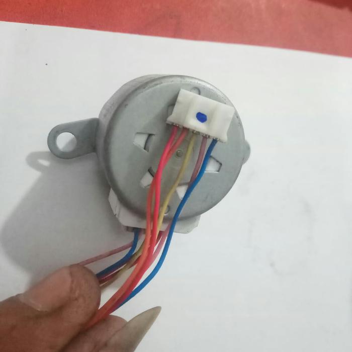 Jual SPERPAT AC MOTOR SWING AC DAIKIN 2 PK ORIGINAL - Kab. Bekasi ...