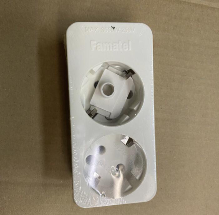 Jual Stop Kontak Famatel 2 Lubang Outbow - Jakarta Barat - Kama Teknik ...