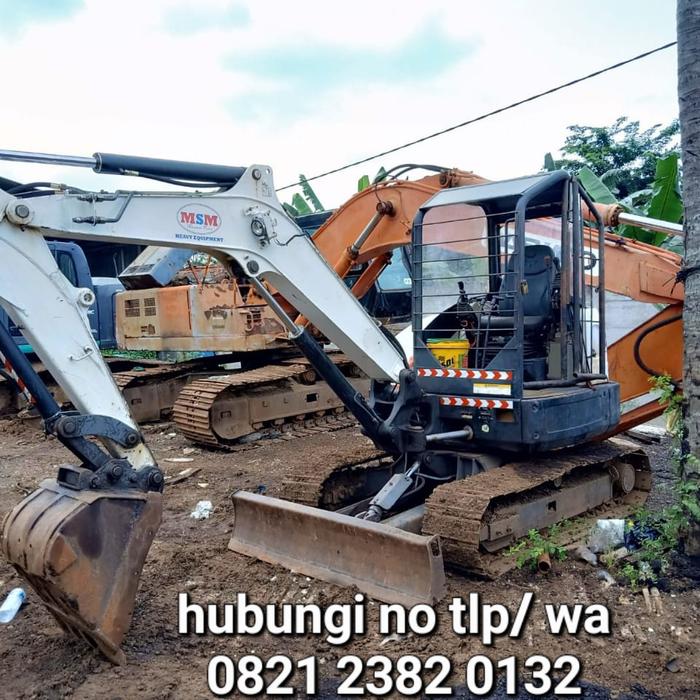 Jual MENYEWAKAN ALAT BERAT BEKO MINI EXCAVATOR PC 50 BREAKER PC 75 ...