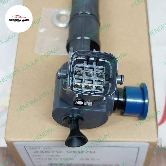 Jual Injector Assy Pin 6 Toyota Hilux Revo 2GD 23670-09460/0E070 2021 ...