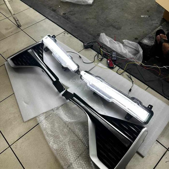 Jual lampu drl innova zenix 2023 - Jakarta Utara - Nizar_Autopart ...