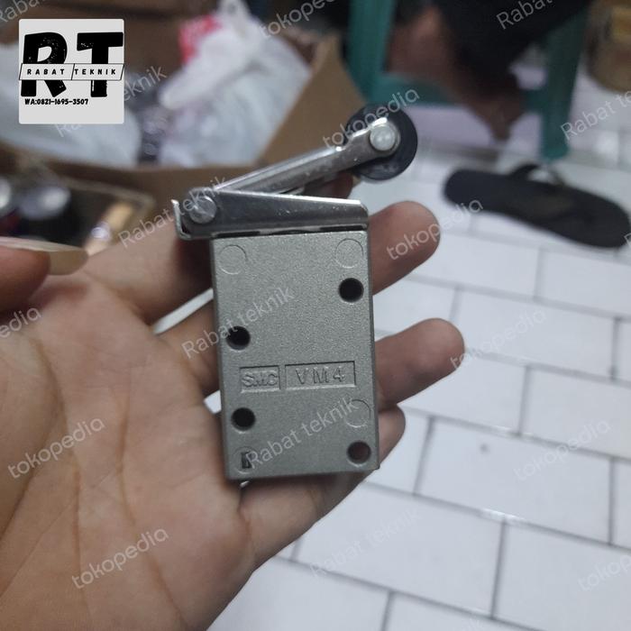 Jual MECHANICAL VALVE SMC VM430-01 ROLLER - Jakarta Barat - Rabat teknik | Tokopedia