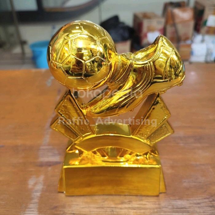Jual trophy penghargaan top score | top asist, produk premium gold ...