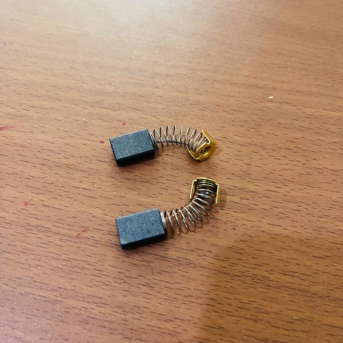 Jual Carbon beush MAKITA CB 303 A spul areng brostel - Jakarta Pusat ...