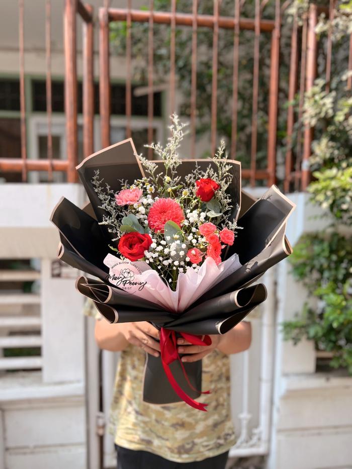 Jual Mix Bouquet Medium Size - Buket Bunga Campur Rustic Wisuda ...