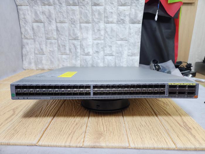 Jual Cisco Nexus N9K-C9372PX-E Switch 48x 1/10Gb SFP+ & 6x 40Gb QSFP+ ...