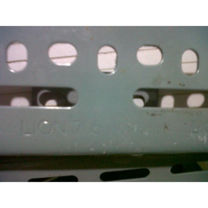 Jual besi siku lubang merk Lion 705 ukuran 4x6 cm panjang 4 meter ...