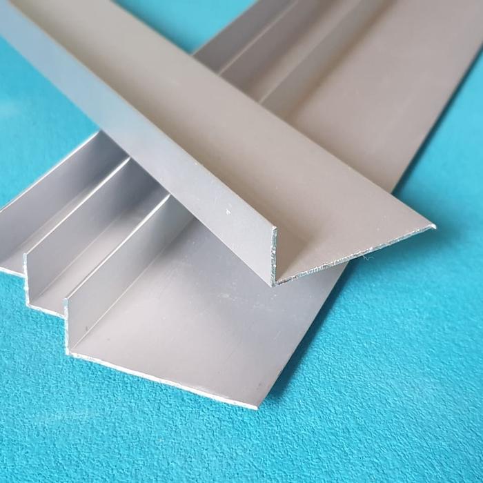 Jual List Aluminium Siku 1 x 4 cm Panjang 100 cm Cover Silver Batang ...