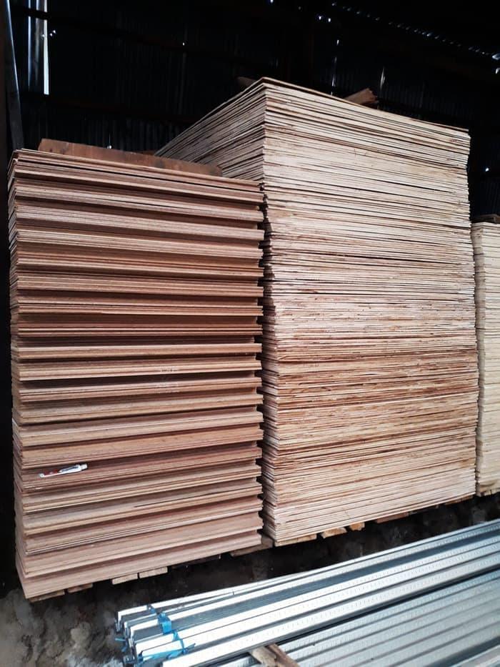 Jual Triplek 9mm MC / Multiplek 9mm MC / Triplex MC 9mm / Meranti ...