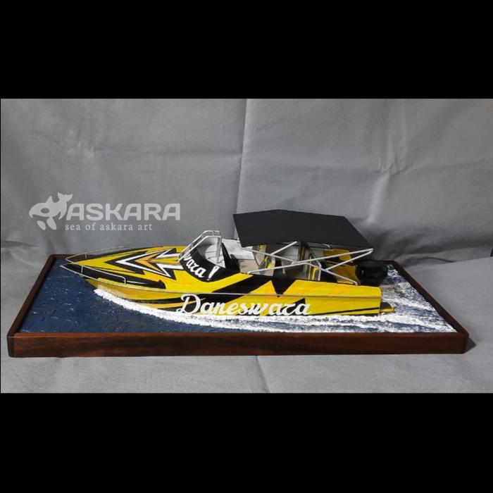 Jual Miniatur Kapal Speedboat Kapal Speed Boat - Kota Banjar ...