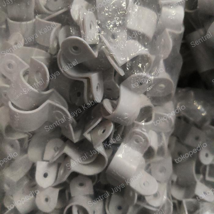 Jual KLEM CLAMP PIPA PVC CONDUIT LISTRIK OMEGA 20 MM PUTIH ISI 100PCS ...