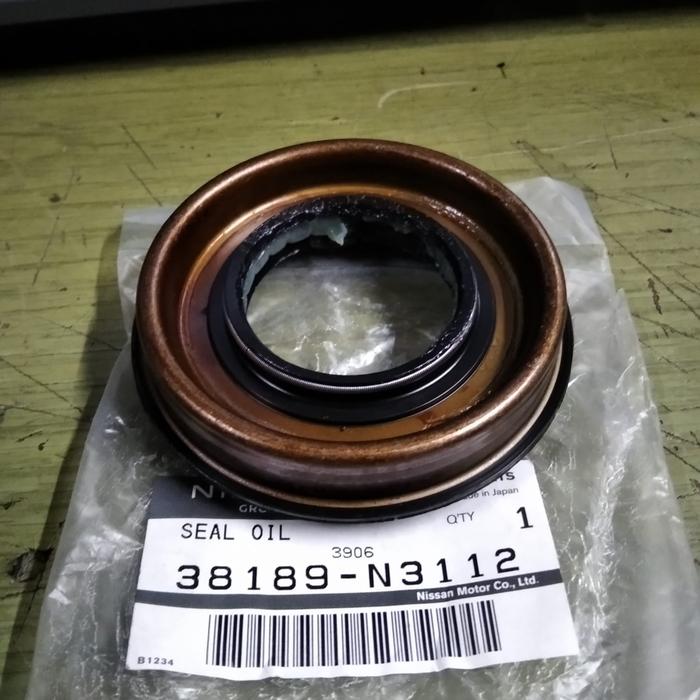 Jual SEAL DRIVE PINION NISSAN SERENA C23 NAVARA D22 TERRANO 38189-N3112 ...