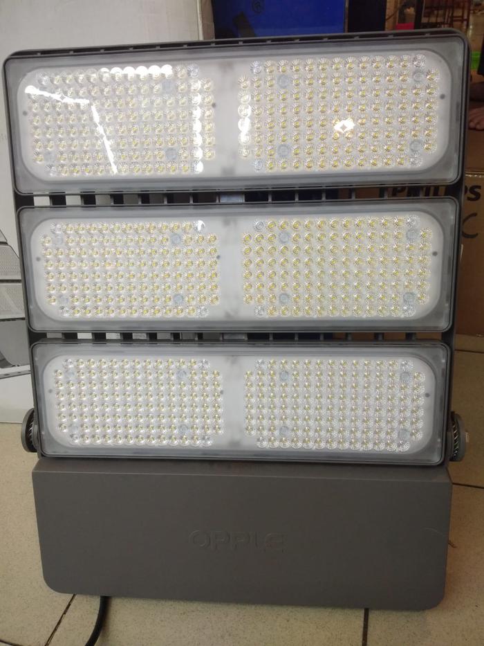 Jual LAMPU SOROT OPPLE LED FLOODLIGHT 300W dan 380W ECOMAX III - 300w ...