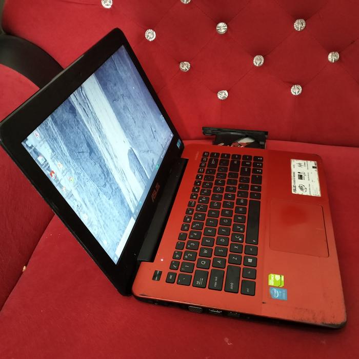 Jual laptop Asus x455lf core i5 gen 5/RAM 8 GB dual VGA Nvidia GeForce ...
