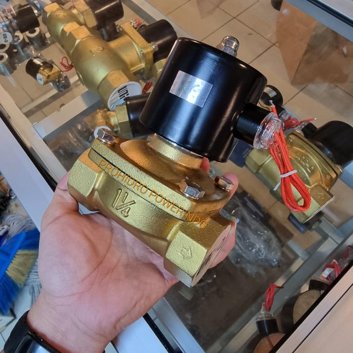 Jual UNI-D Solenoid Valve 2way 1" inch AC220V/DC 24V UW-25 Normal Close - Jakarta Barat ...
