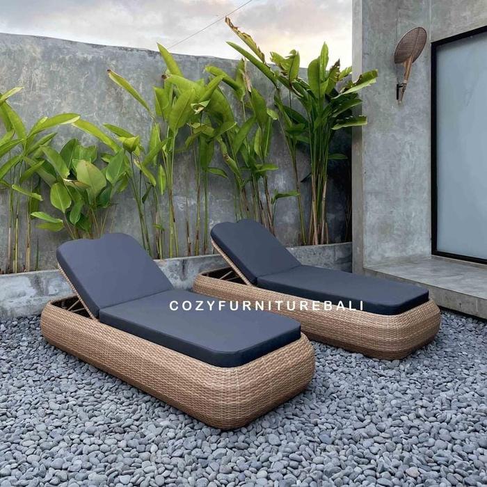 Jual RATTAN KURSI KOLAM SUNBED POOL LOUNGER - KASUR PANTAI - ROTAN ...