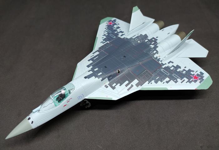 Jual Diecast Militer Pesawat Tempur Jet Sukhoi Su-57 T-50 Skala 100 Top ...