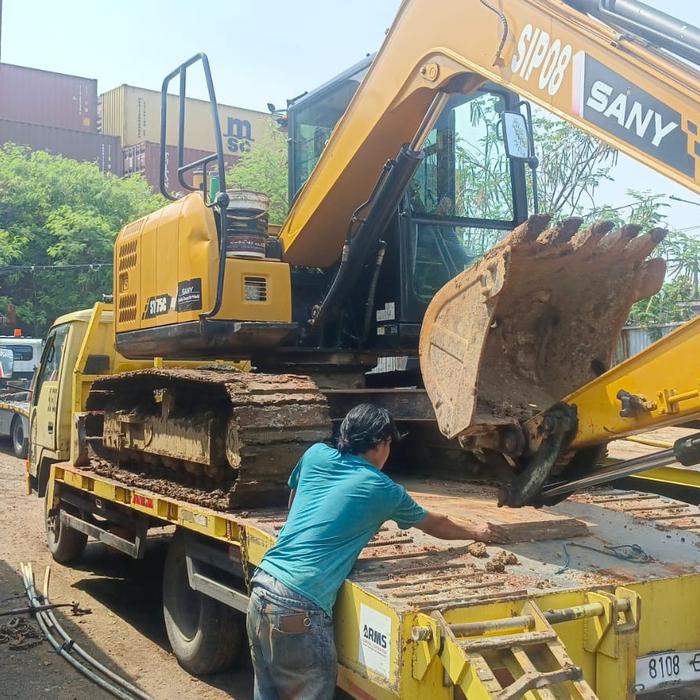 Jual Sewa Excavator PC75 Include Solar Operator dan Mobilisasi 50 Jam ...