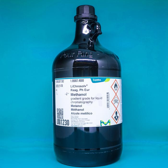 Jual Methanol/1.06007.4000/Merck/Analytical Reagent/4L - 2,5L - Jakarta ...