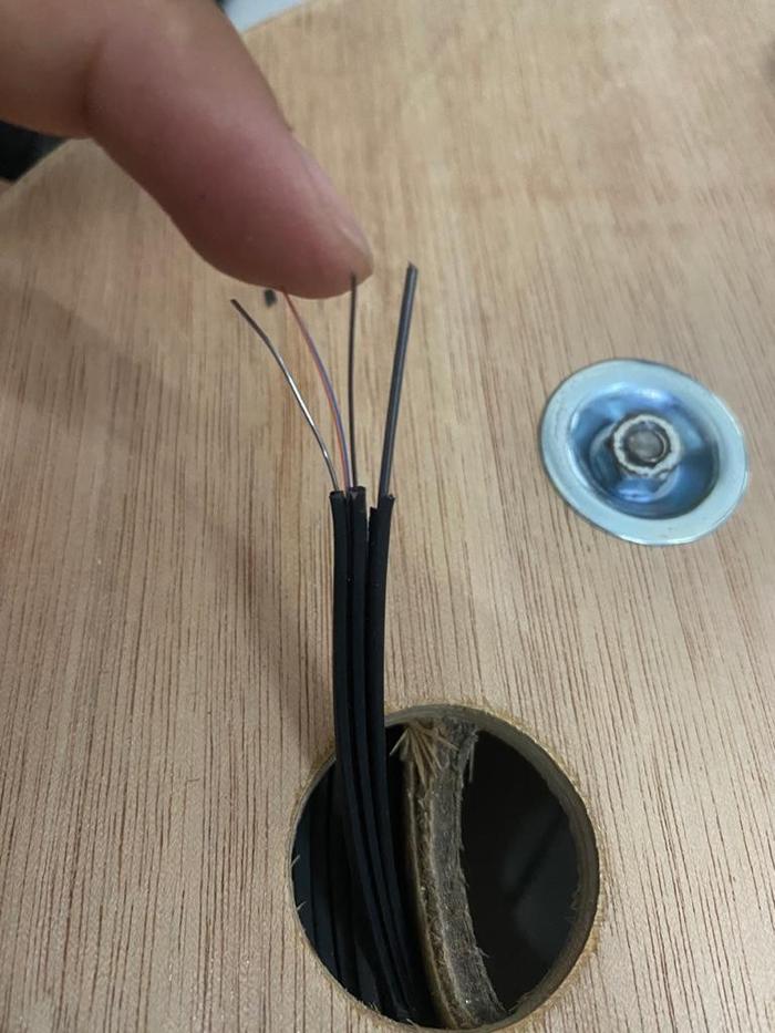 Jual Kabel Fiber Optik Dropcore 1 Core 2 Core 4 Core 3 Seling Baja ...