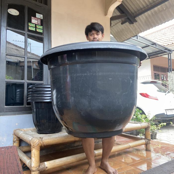 Jual pot tanaman besar 80 cm super jumbo / pot bunga jumbo cempaka 100 ...