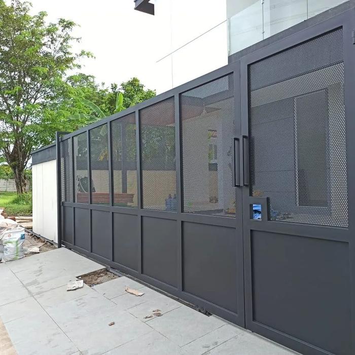 Jual pintu pagar besi rumah kombinasi plat esser & perforated - Kota ...