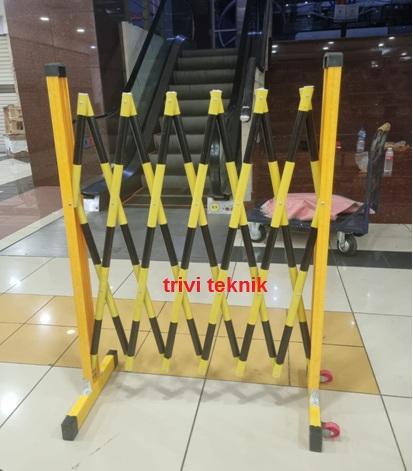 Jual safety gate expandable barrier board,palang pagar lipat Pembatas ...