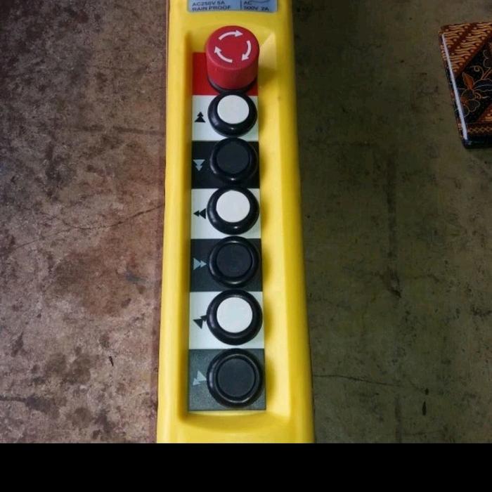 Jual XACA6913 (8 tombol) (6 arah double speed + Emergency), HOIST ...