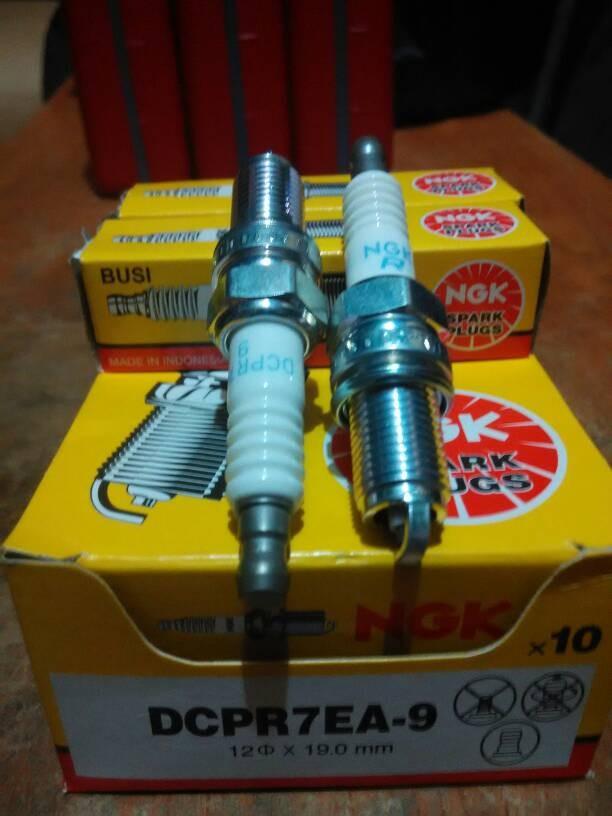 Jual Busi Spark Plugs NGK DCPR7EA-9 Wuling Confero - Kota Depok - Buana ...