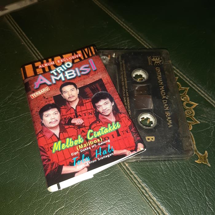 Jual Kaset Album Exclusive Trio Ambisi Terbaru Melbok Cintakki/berkat mandi - Kota Tangerang ...