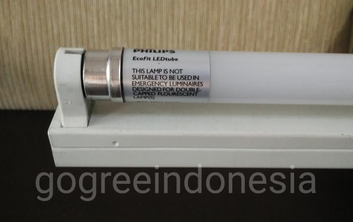 Jual Kap Lampu TL type TKO + Lampu TL LED Philips 16 Watt - Kota ...