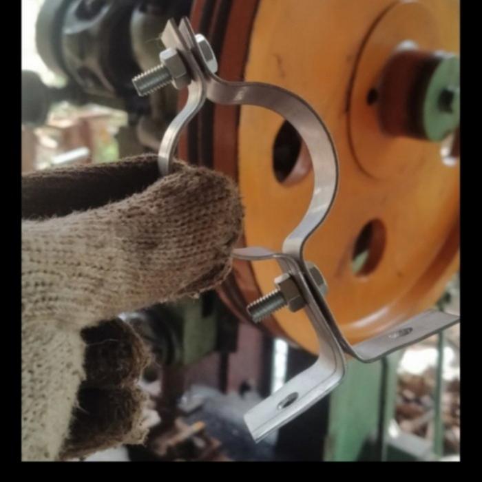 Jual klem dudukan panel pipa 4inc galvanis - Jakarta Pusat - Tehnika ...