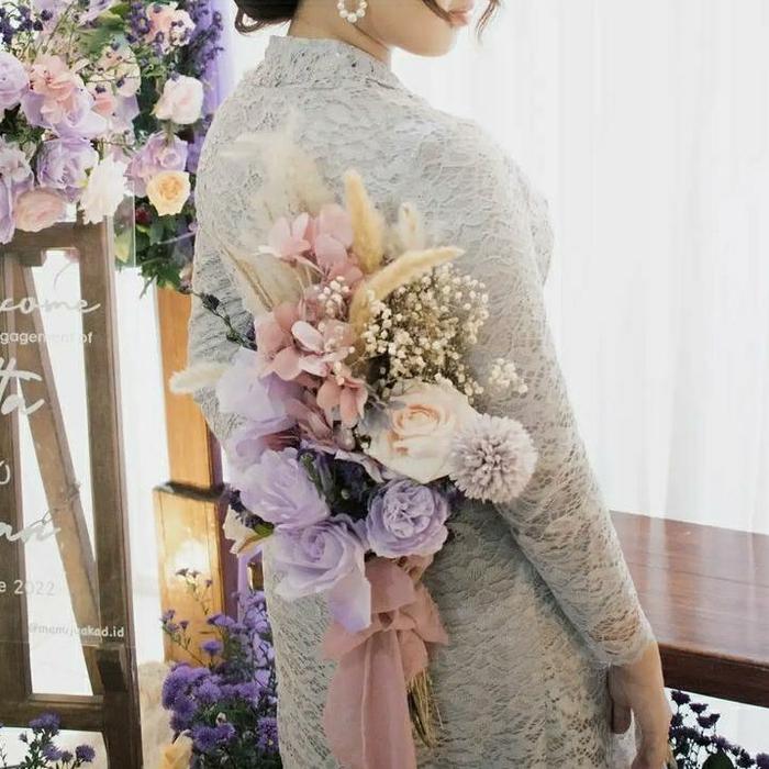Jual Handbouquet Bucket Bunga Lilac Lamaran Prewedding Wedding - Kab ...