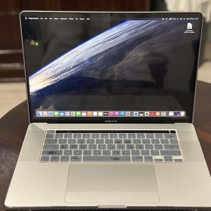 Jual MacBook Pro 16 inch tahun 2019 processor i 7 ram/storage : 16 / ...