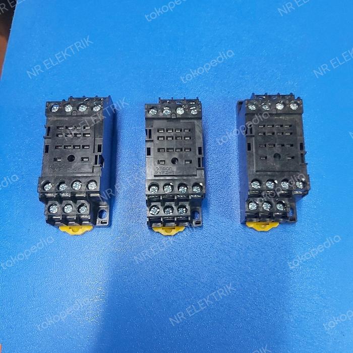 Jual OMRON Socket Relay MY4 PYF14A-E 14 Kaki - Soket Relay PYF14AE 14 ...