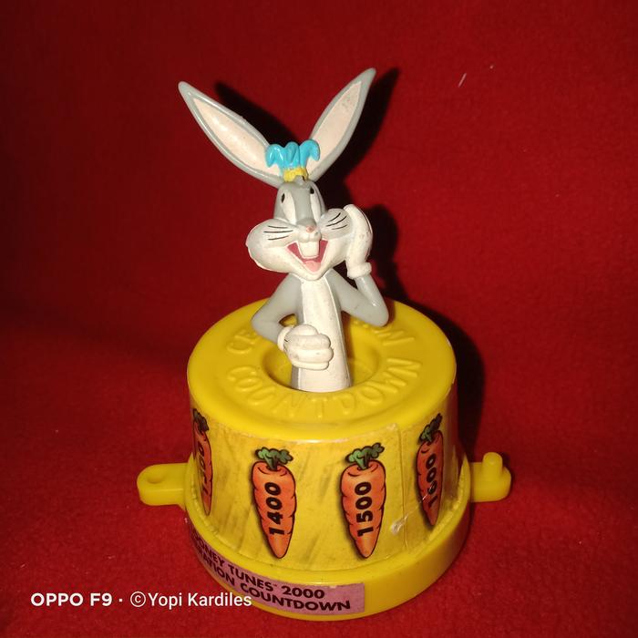 Jual KFC kids meal looney tunes bug bunny - Kota Batam - RINIGIB toys ...