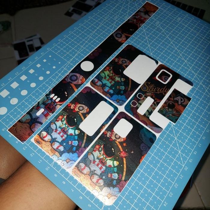 Promo STIKER GARSKIN KUKA FULLBODY - ASTRONOT - Kota Pekanbaru ...