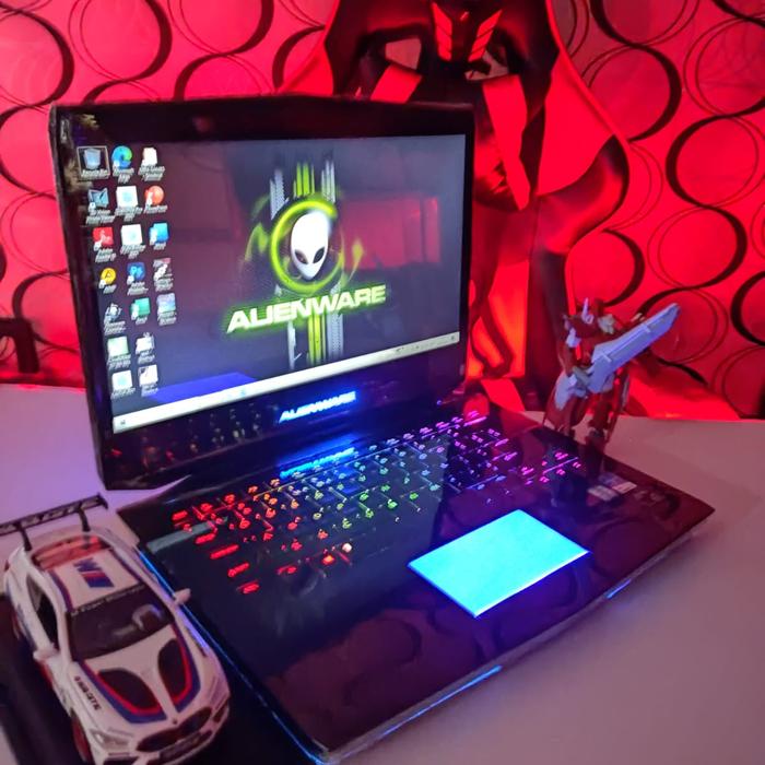 Jual Laptop Gaming Alienware 14 Core i7 Ram 16gb SSD 512gb Dual Vga ...