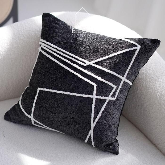 Jual Blou Sarung Bantal Sofa Cushion Cover Premium Hitam Black Series ...