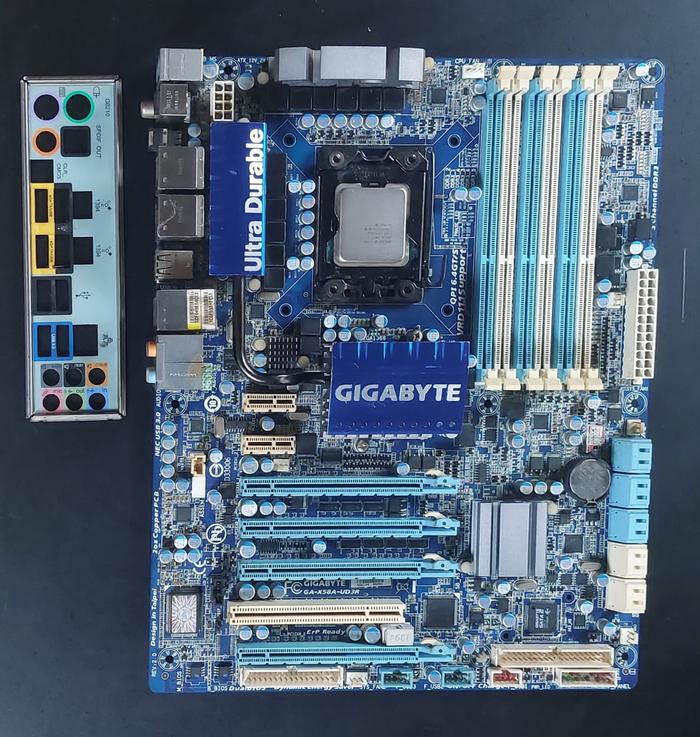 Jual Paketan i7 950 + Gigabyte x58 lga 1366 + Ram DDR3 OCZ PC3 12800 ...