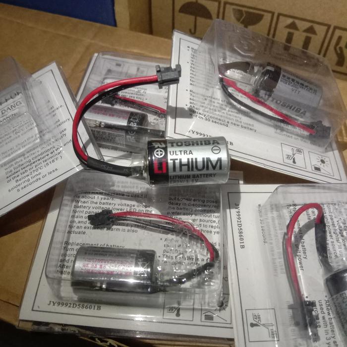 Jual Battery Baterai Lithium Toshiba PLC ER3V 3,6V 3.6V Original - Kota ...