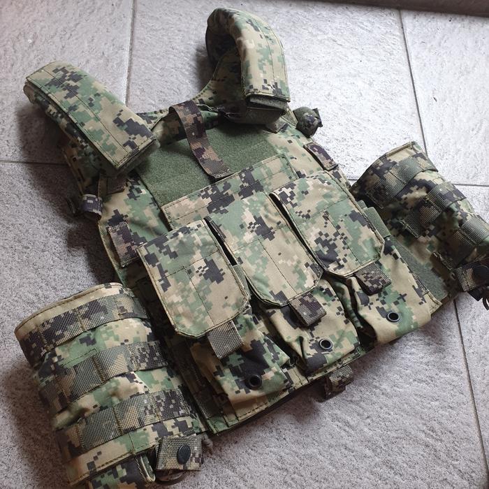 Jual emerson vest lbt aor 2nd bekas airsoft mnus kotor - Kab. Ponorogo ...