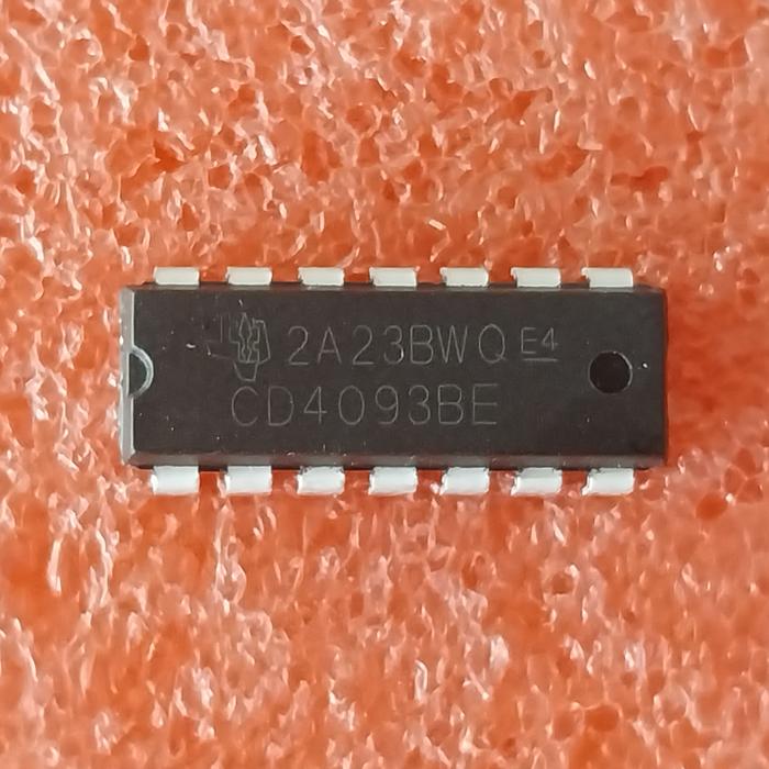 Jual CD4093BE CD4093 IC 4093 - Kota Semarang - JayaTronik | Tokopedia