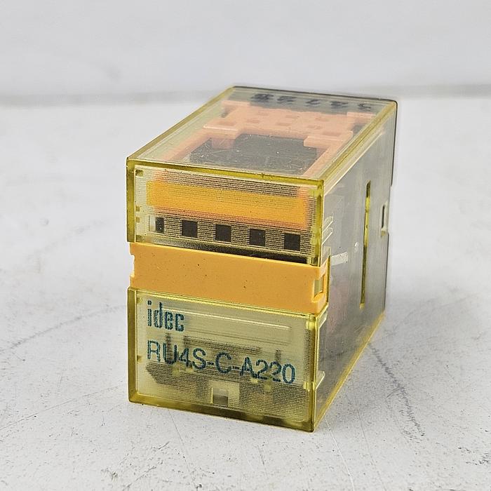 Jual IDEC RU4S-C-A220 Relay Switch Unit 220V RU4S 14pin 6A JAPAN 4PDT ...